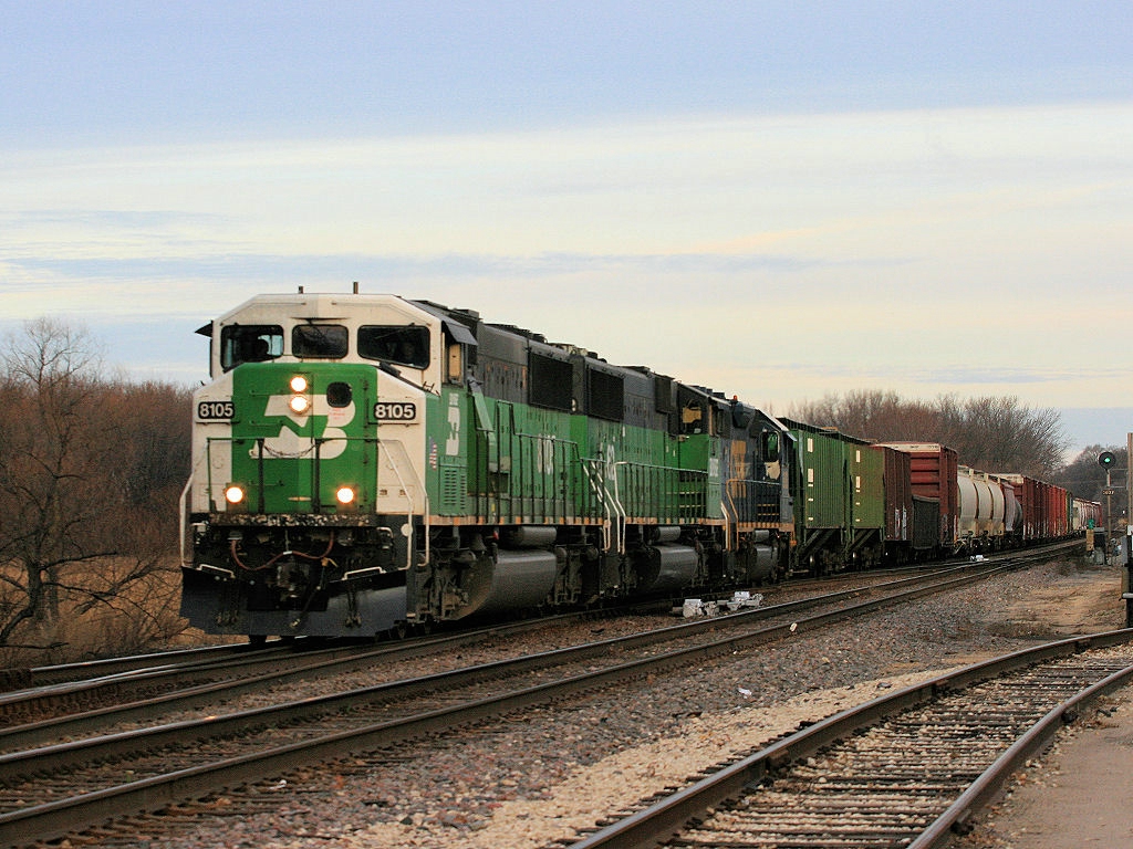 BNSF 8105